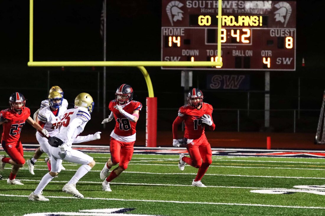 Southwestern Holds Off Herd 21-8 In C South | News, Sports, Jobs - Post ...